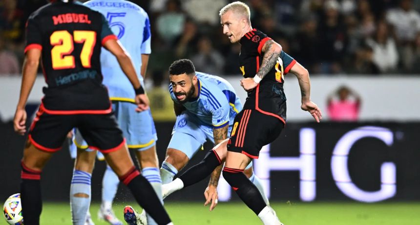 The Borussia Dortmund legend made his MLS debut and immediately scored ...