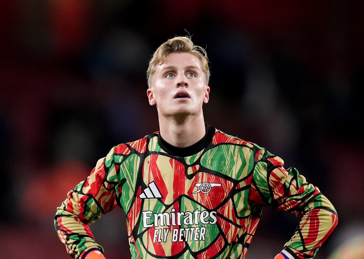 16-year-old goalkeeper Porter - the youngest ever player to feature in ...