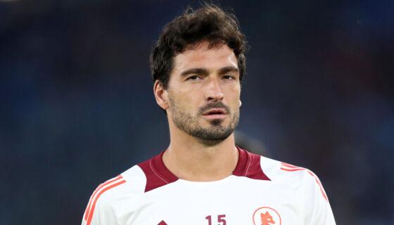 What a debut! Hummels finally makes his Roma debut but scores an own ...