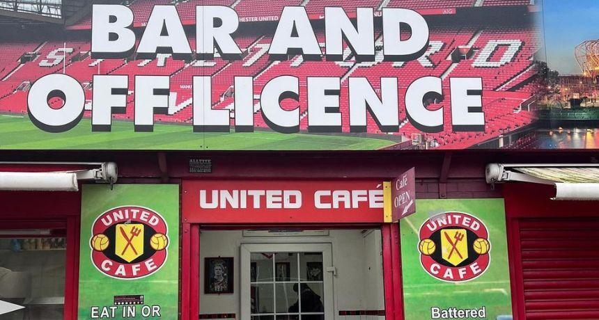 Manchester United-themed café near Old Trafford to close due to rat ...