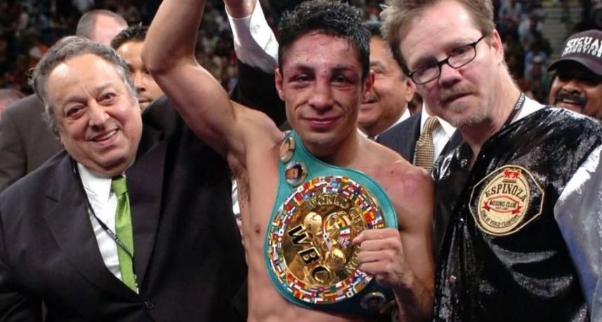 Le triple champion du monde de boxe Israel Vázquez est décédé à l’âge ...