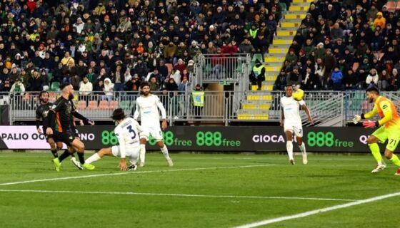 You’ve never seen anything like this! The most controversial offside in ...