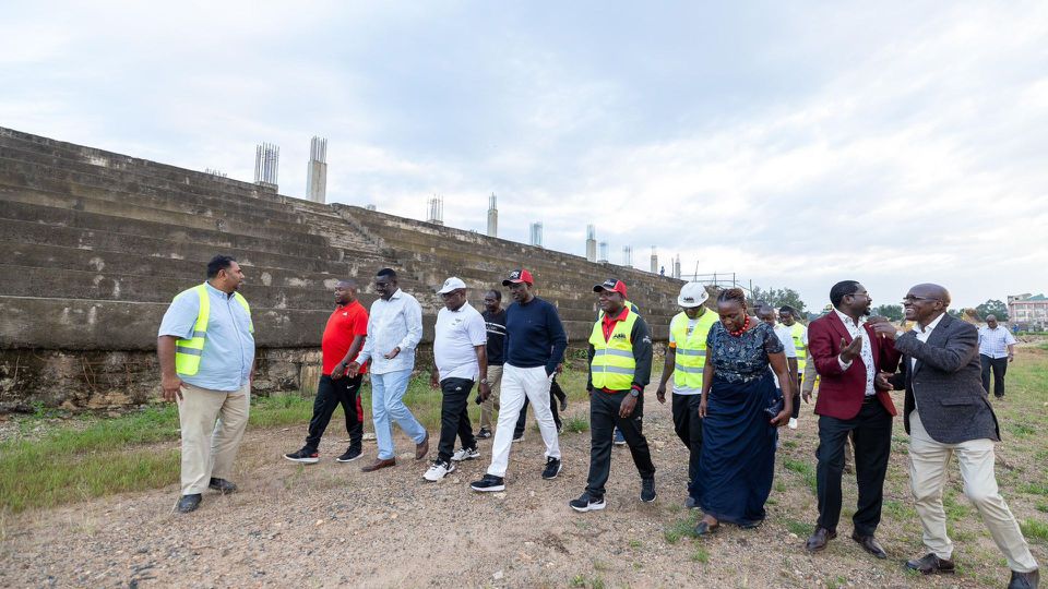 William Ruto angry at the delay in the construction of stadiums ...