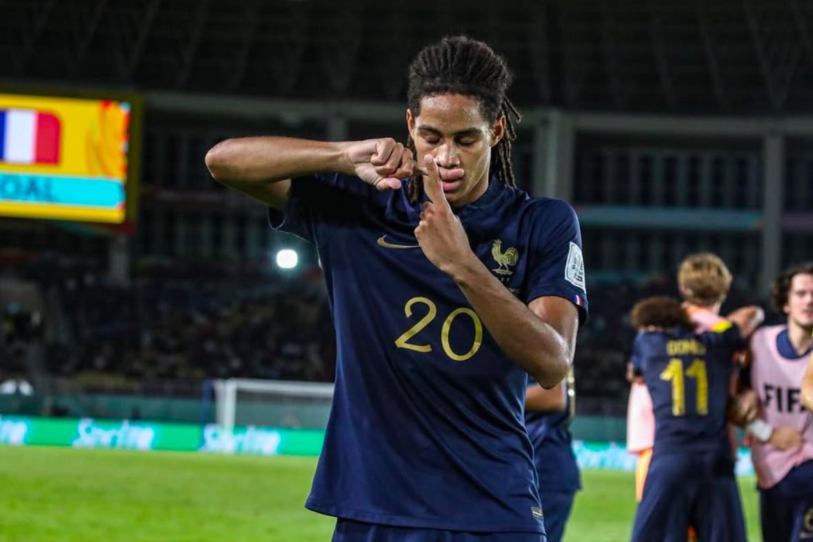 Chelsea signs young midfielder Mathis Amougou from Saint-Étienne ...