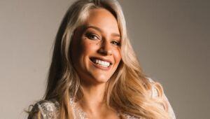 Boxing star Ebanie Bridges discusses her choice of lingerie for weigh ...