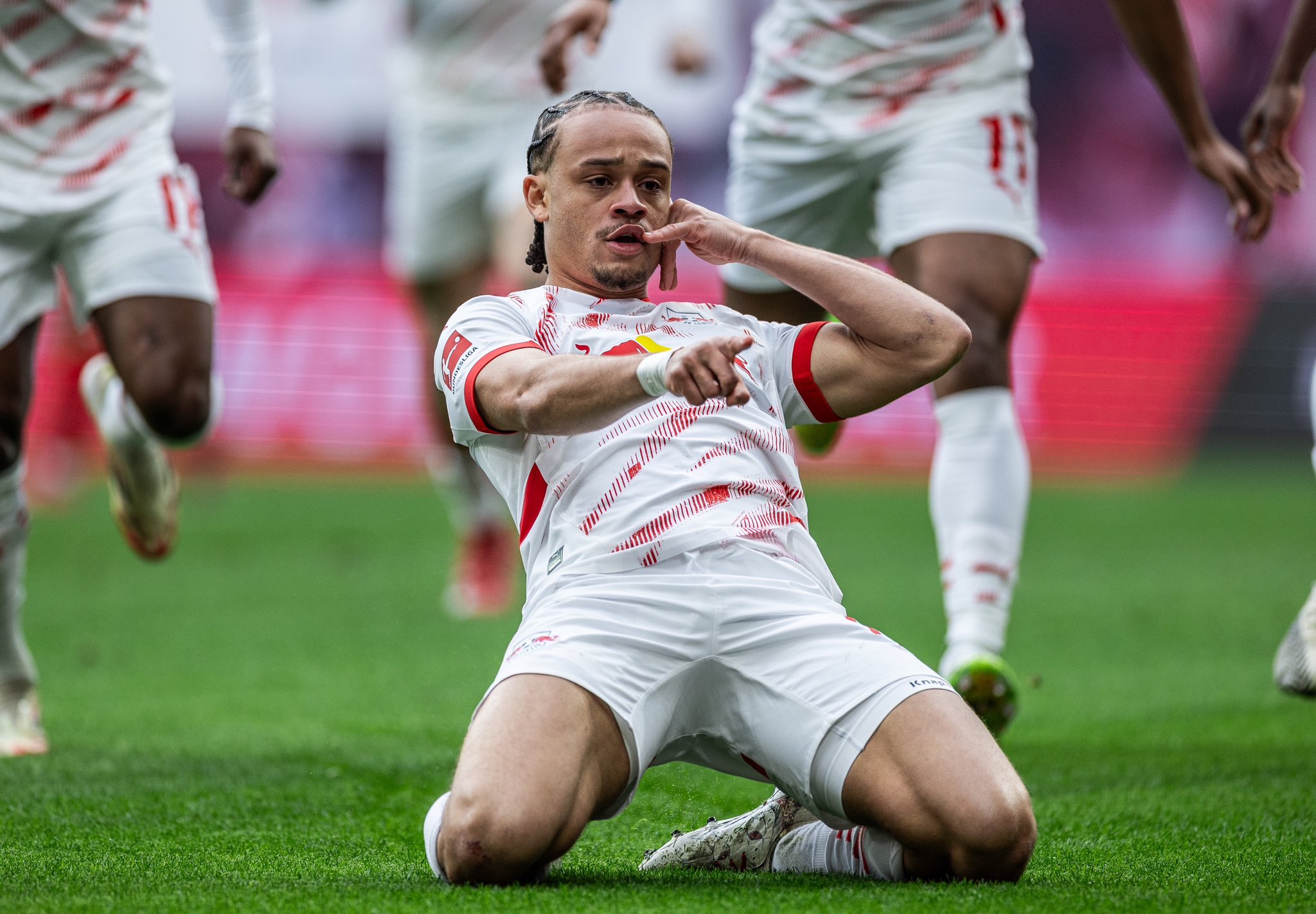 Manchester United still interested in Xavi Simons, but there's a catch ...