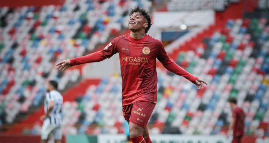 Sporting Close to Signing Promising Brazilian Winger Alisson Santos ...