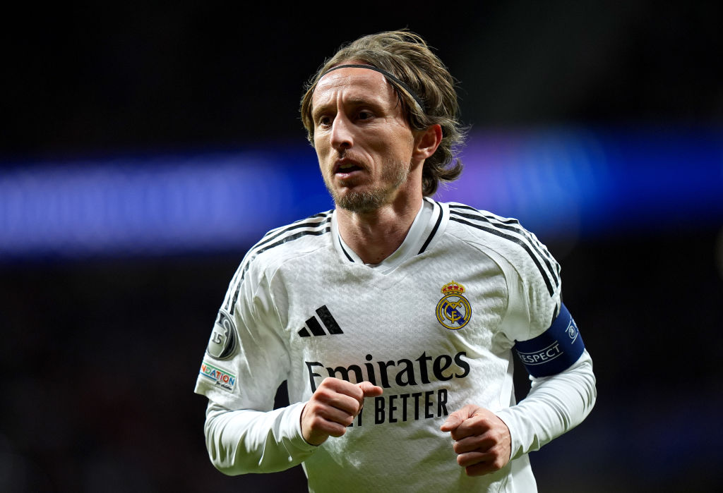 Modric appelle à ne pas se précipiter sur la signature d'un nouveau ...