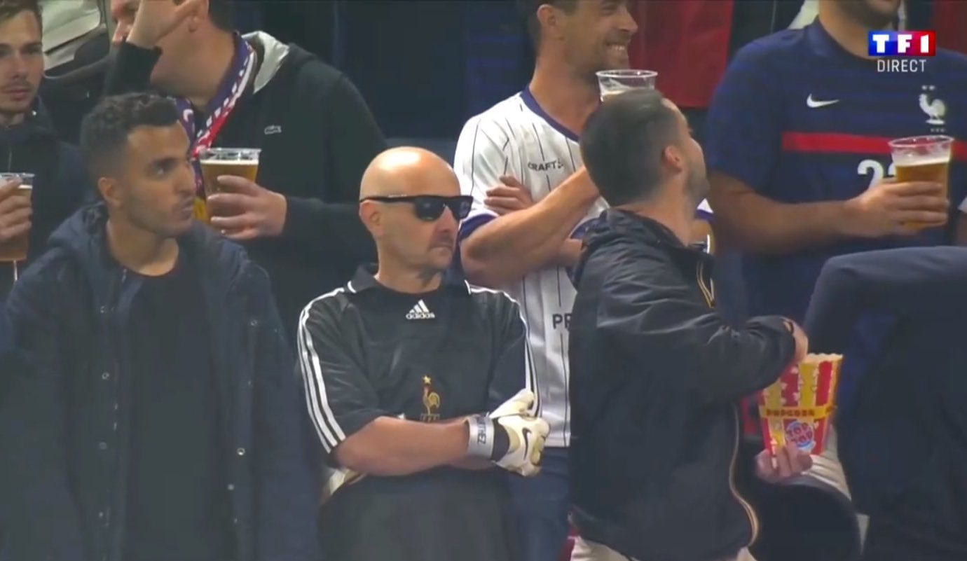 ¿Fabien, eres tú? Un aficionado de la selección francesa hizo cosplay ...