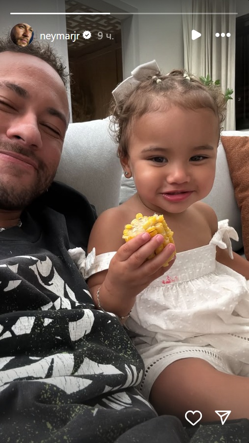 A happy dad: Neymar shares an adorable photo with his beloved daughter ...