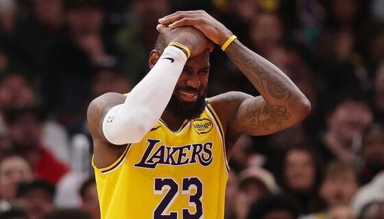 "A 22-year legacy is tarnished". Social media shocked by LeBron's poor ...