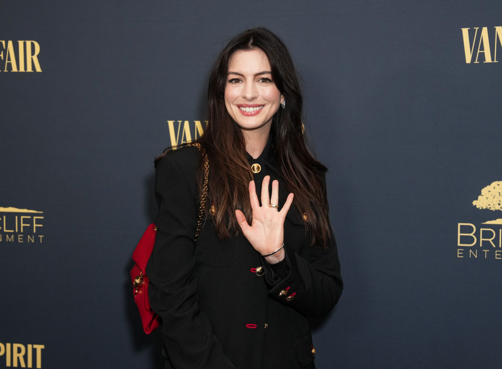 La estrella de Hollywood Anne Hathaway felicitó a los jugadores del ...