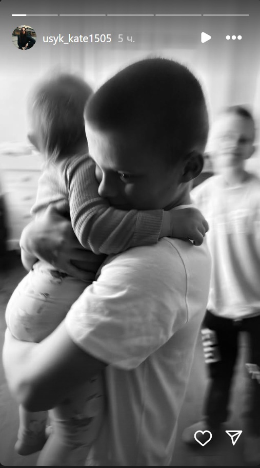 So tender. Oleksandr Usyk's wife shares touching photos of their ...