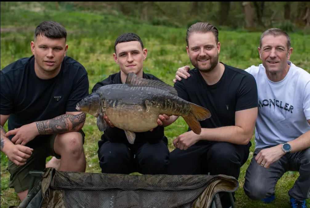 Manchester City star Phil Foden spends his free time fishing | Dailysports