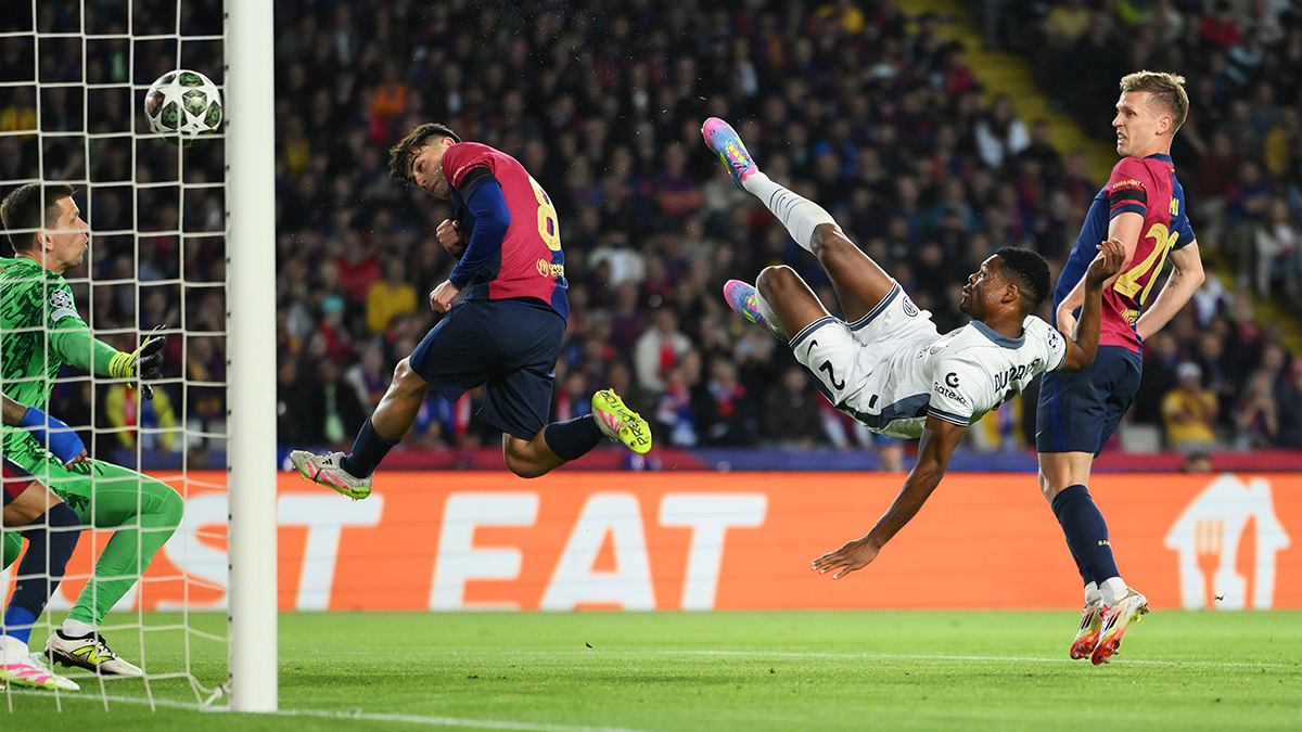 UEFA names Dumfries player of the week in the Champions League ...