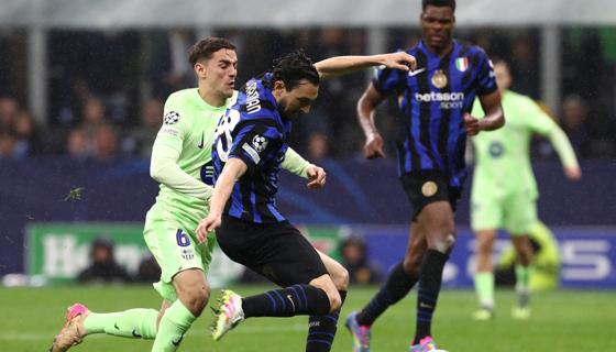 Scandal! Gavi shows middle finger to Inter fans after Champions League ...