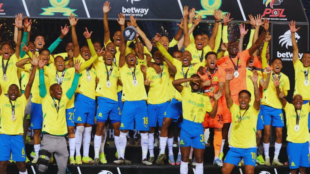Dominance continues. Mamelodi Sundowns celebrate another victory in the ...