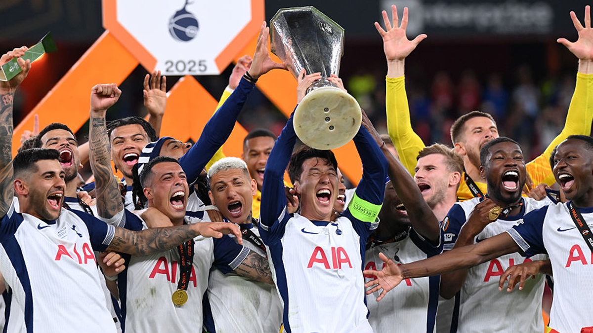 Tottenham organisera une parade après sa victoire en Ligue Europa avec ...