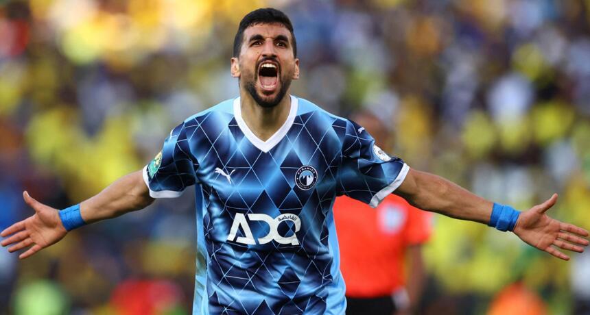 Africa's Finalist of the Year: Mamelodi Sundowns vs. Pyramids FC ...