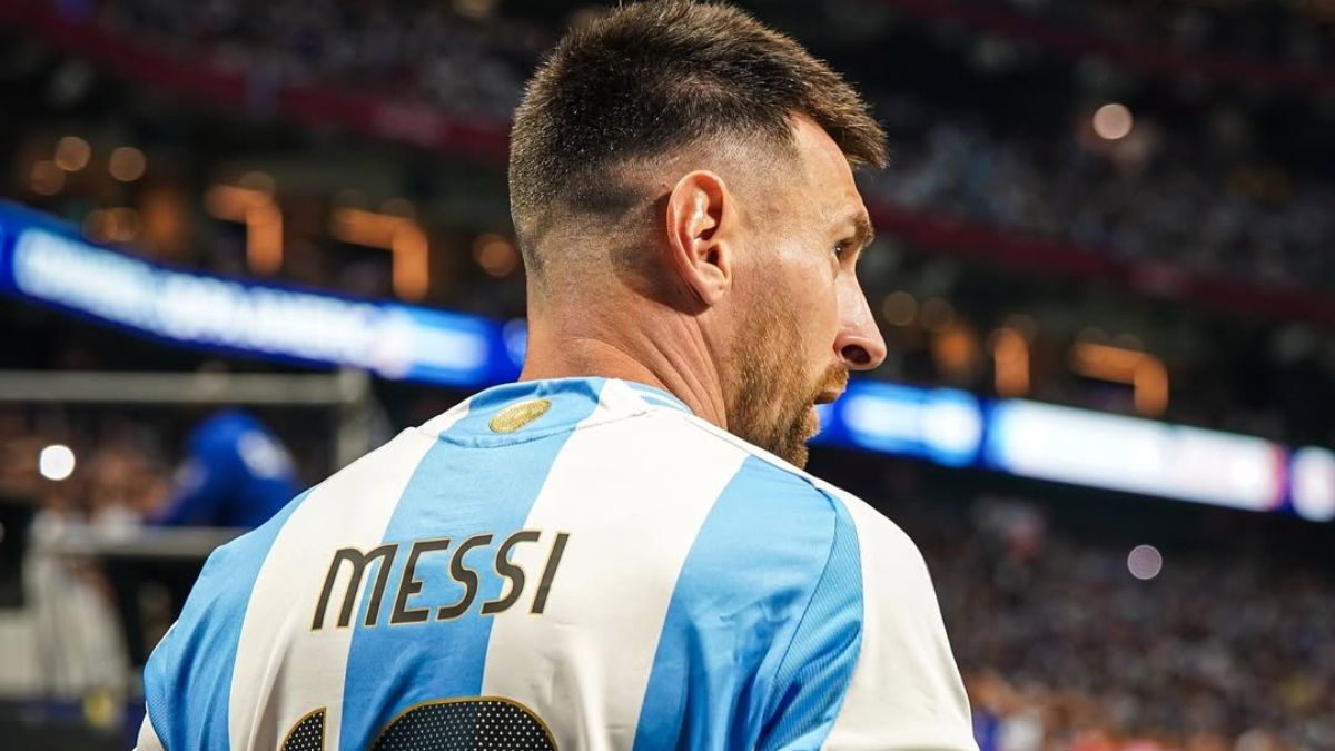 Ready to defend his country's colors. Messi shares snapshots from ...