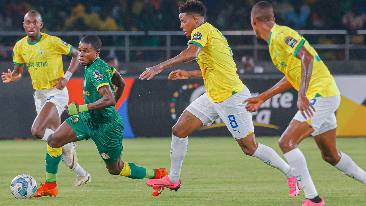 Maxi Nzengeli ha despertado el interés de Kaizer Chiefs | Dailysports