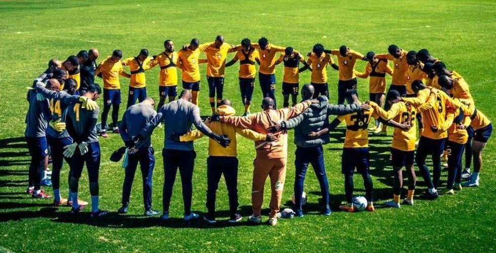 Kaizer Chiefs Eye Simba Duo Amid Rising Interest in Tanzanian Talent | Dailysports