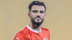 Omar Al Somah Joins Wydad Squad After Visa Hurdle Resolved | Dailysports