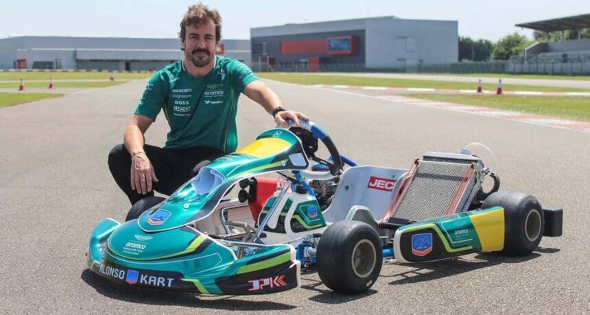 Fernando Alonso annonce la collaboration de sa marque de karts FA ...