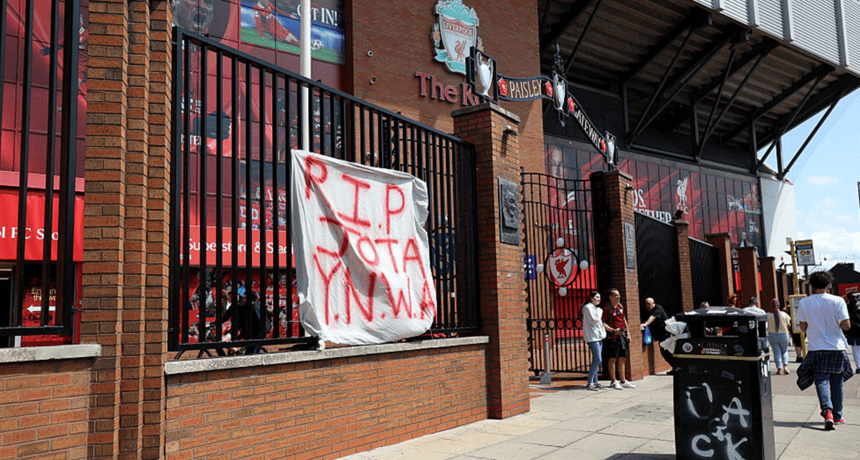 Liverpool fans create spontaneous memorial near Anfield in memory of ...