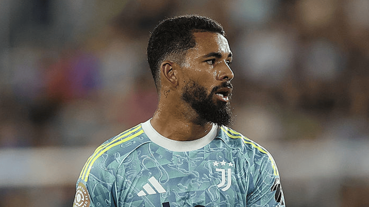 Liverpool clubs compete for Juventus midfielder | Dailysports