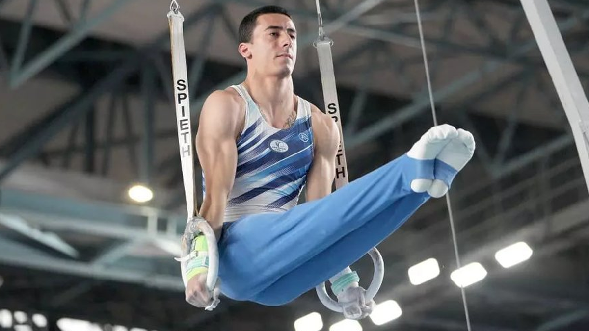 Shock. Italian gymnast placed in induced coma after failed landing ...