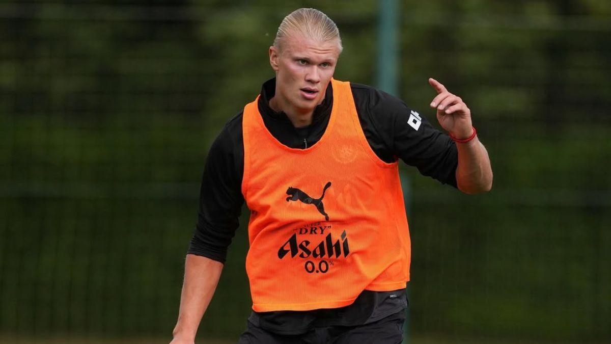 Erling Haaland shares first training photos with Manchester City ...