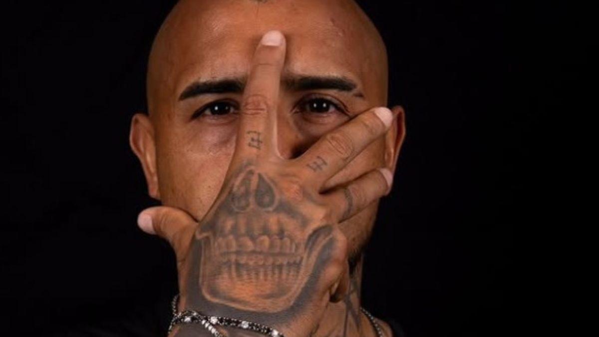 Updated his look: Arturo Vidal shows off new intricate hairstyle ...