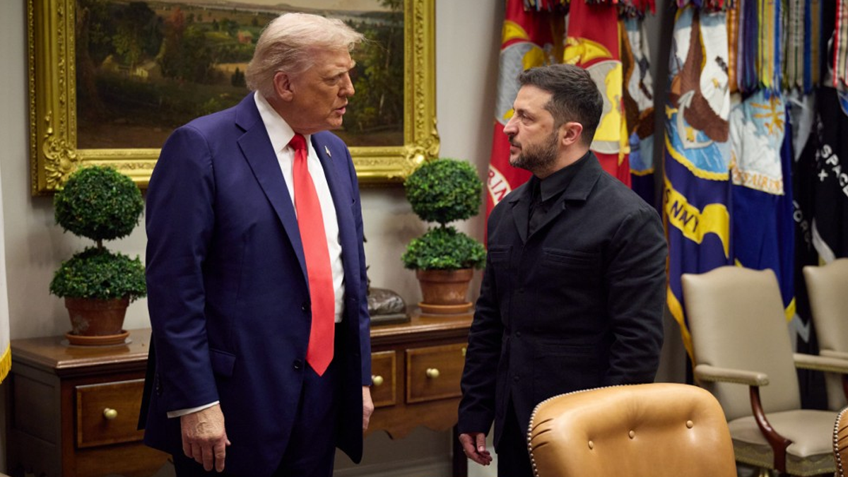 A gracious gesture. Trump receives a golf club as a gift from Zelenskyy ...