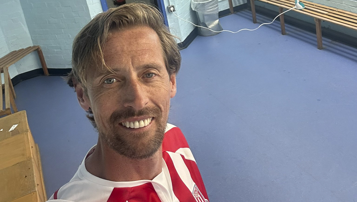 Peter Crouch enjoys a fun football retirement! The ex-striker takes on ...