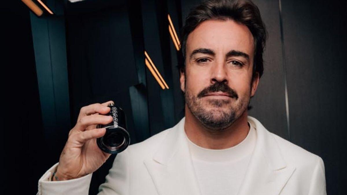 Fernando Alonso stars in Boss Bottled Beyond perfume photoshoot ...