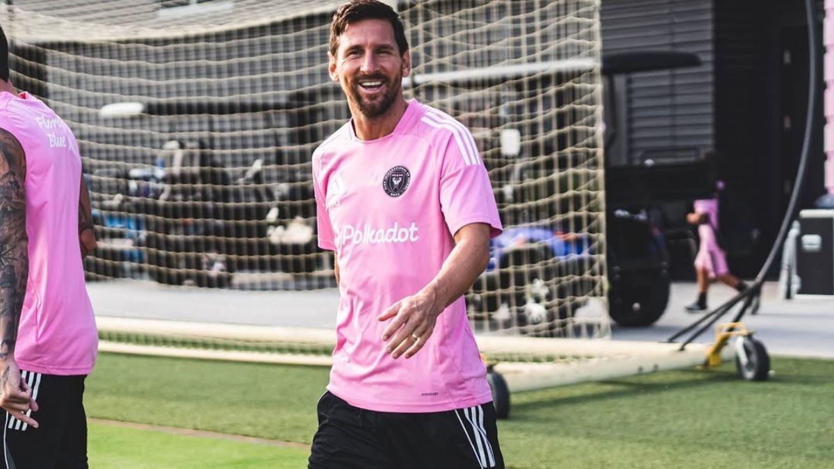 Delicious dinner. Leo Messi shares photos from his Miami restaurant ...