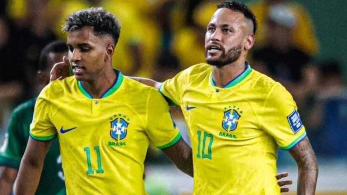Rare find. Rodrygo Goes shares childhood photo with Neymar at Santos ...