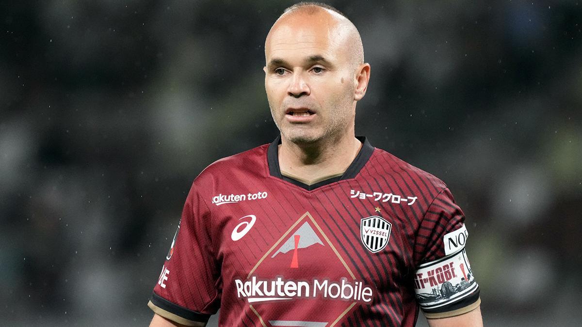 Grand événement ! Andrés Iniesta remettra le Ballon d’Or à la meilleure ...