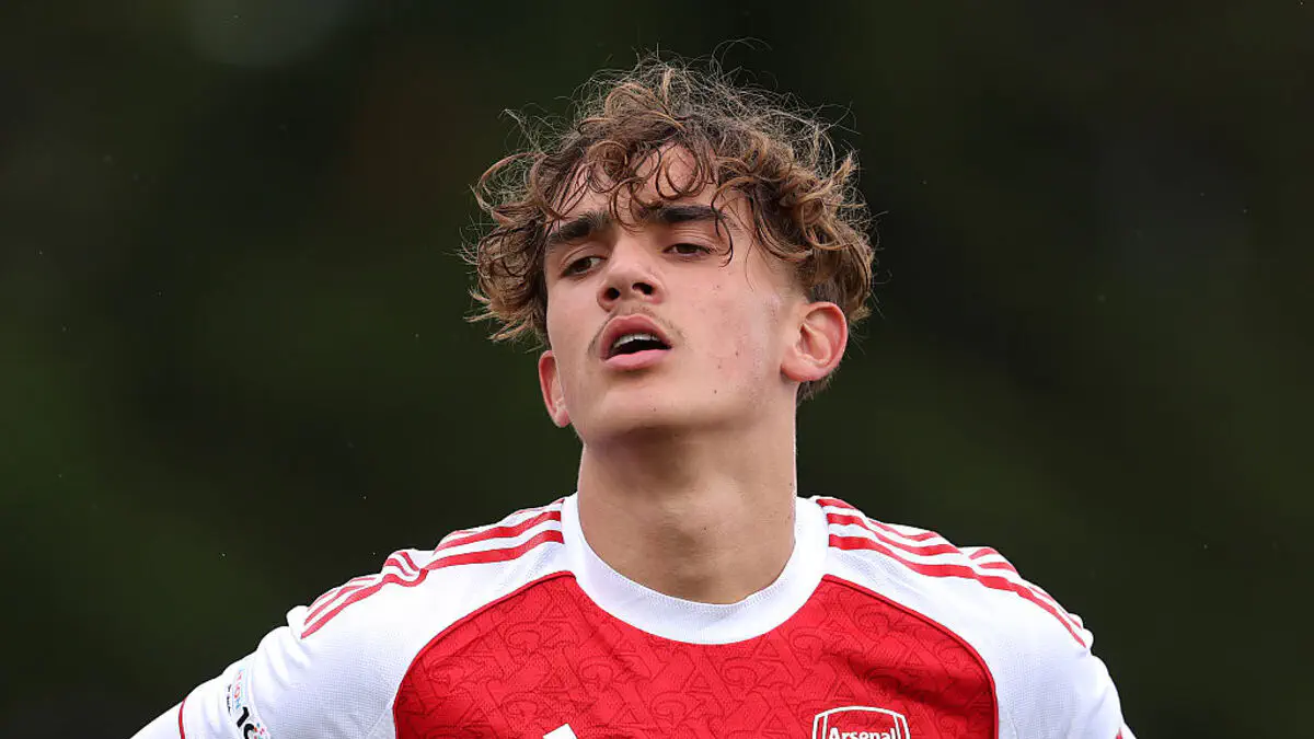 Arsenal Player Becomes the Youngest Premier League Footballer to Start ...