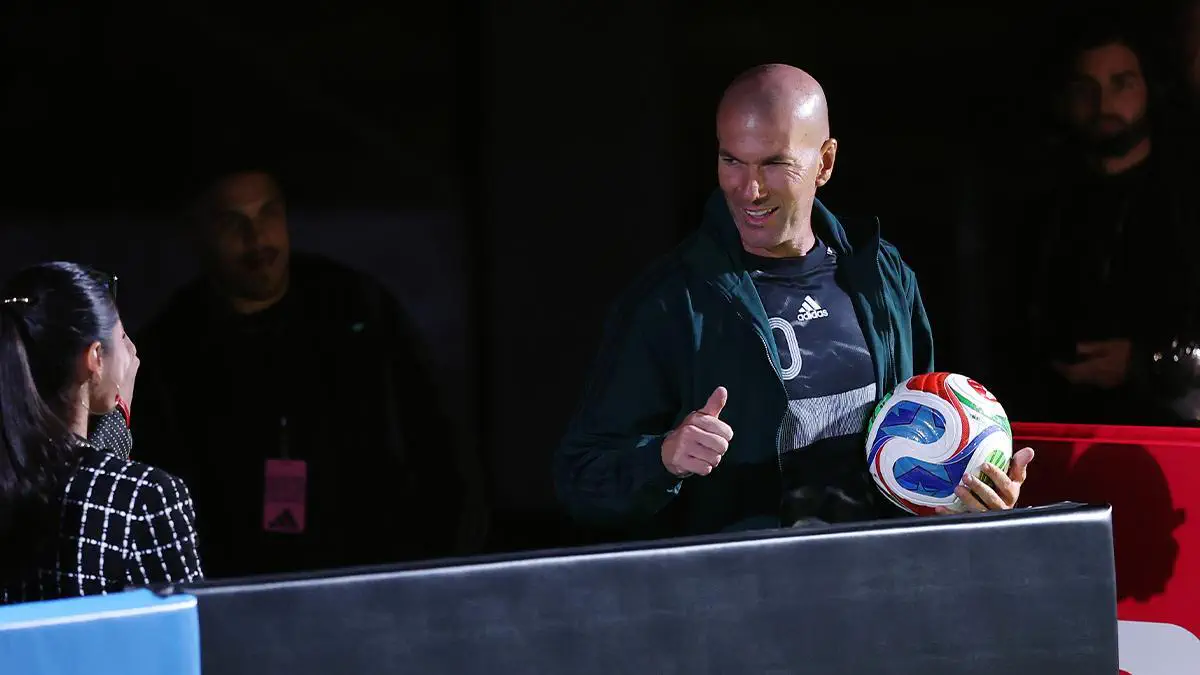 Zinedine Zidane is the main favorite for the position of head coach of ...