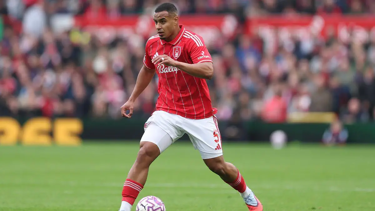 Chelsea and Arsenal join the race for Nottingham defender Murillo ...