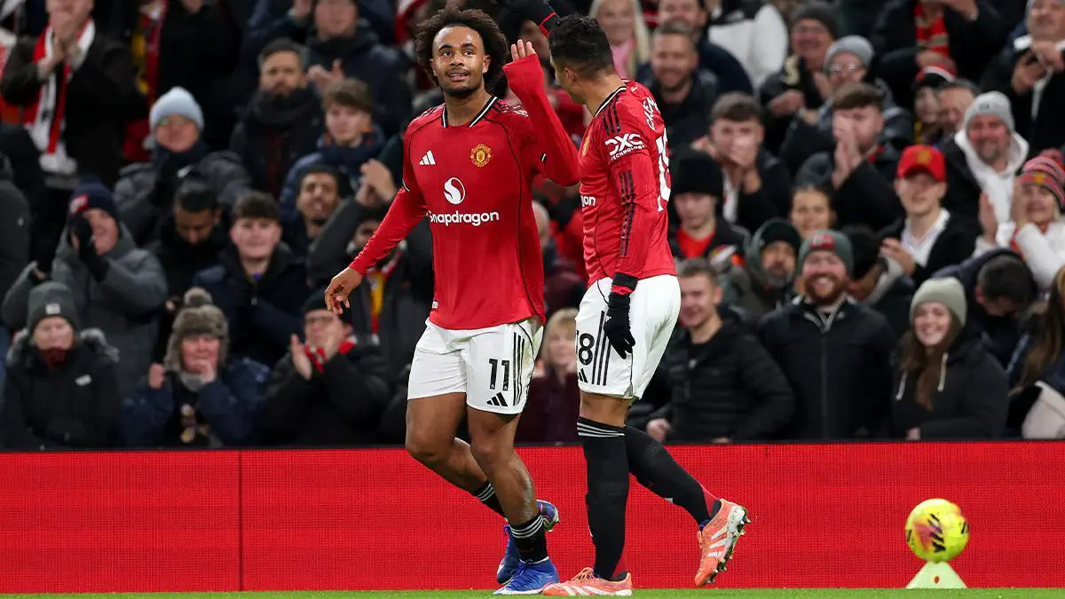 Joshua Zirkzee scores first Old Trafford goal of 2025—and possibly his ...