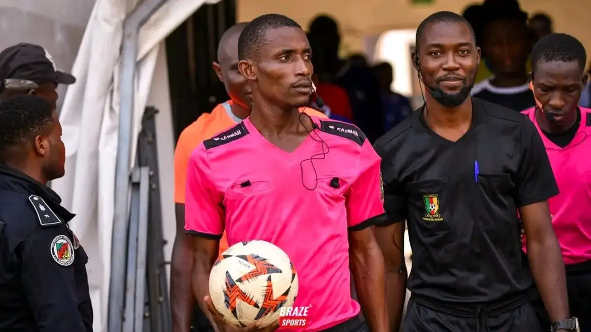 FECAFOOT suspends referees from Victoria United - Bamenda match in ...