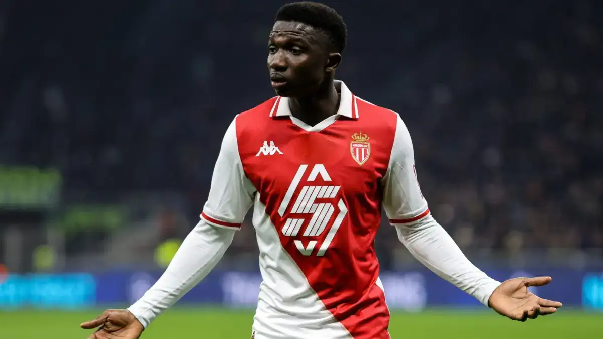 Lamine Camara incertain pour le choc contre le PSG en Ligue des ...