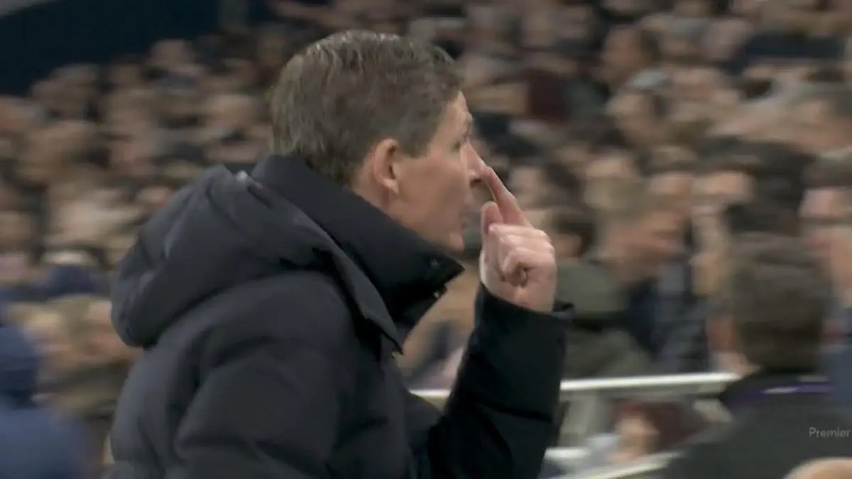Millimeters decide! VAR rules out Crystal Palace goal against Tottenham ...