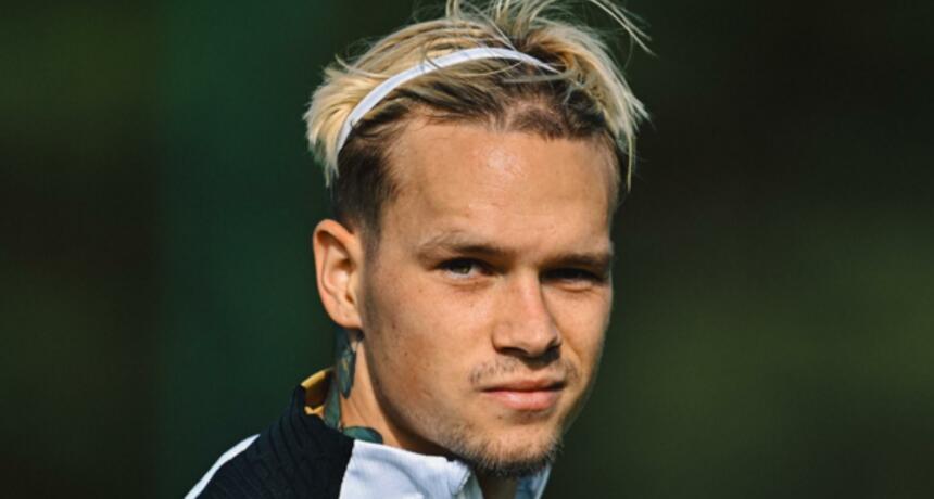 Mudryk participated in a general training session with Chelsea ...