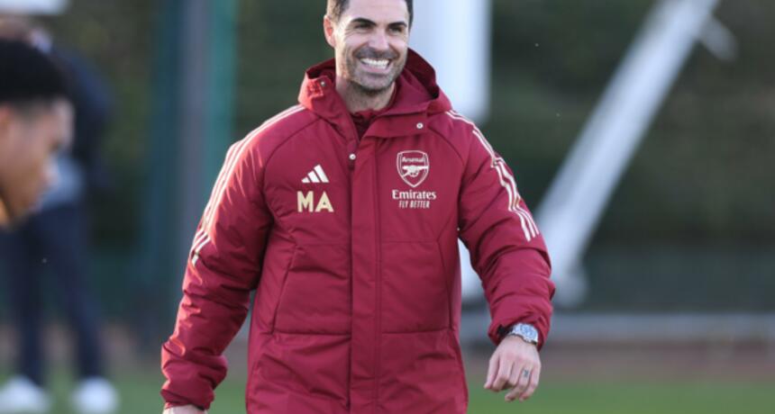 The Arsenal coach played his 200th match with the team and set a club ...