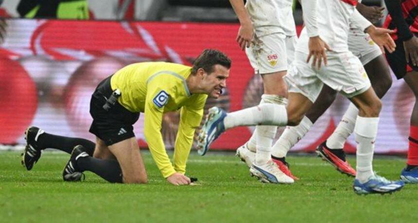 The German referee sustained an injury in a record-setting Bundesliga ...