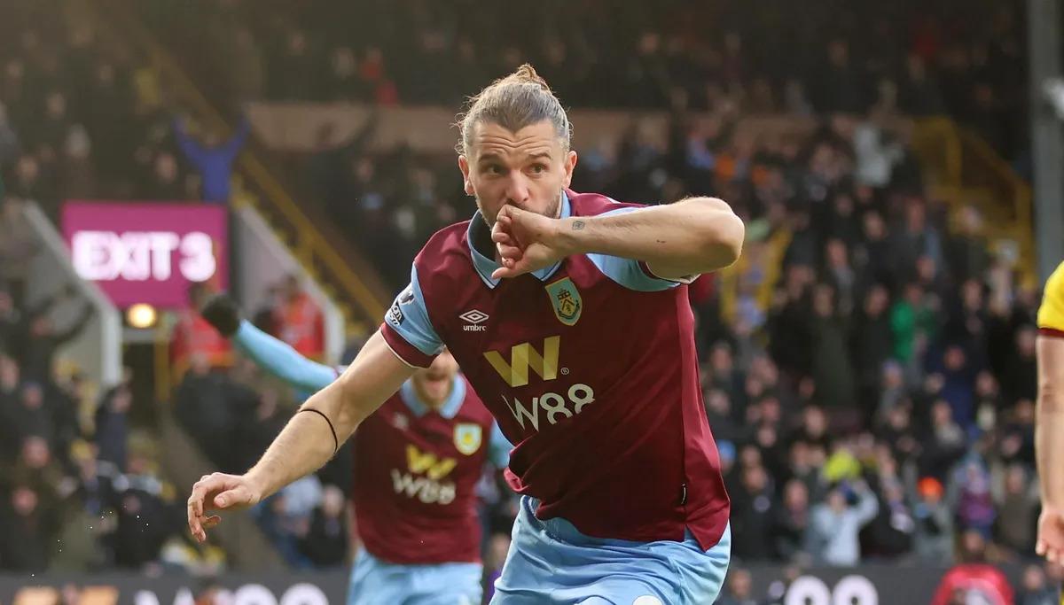 VIDEO. Burnley striker sets Premier League record | Dailysports